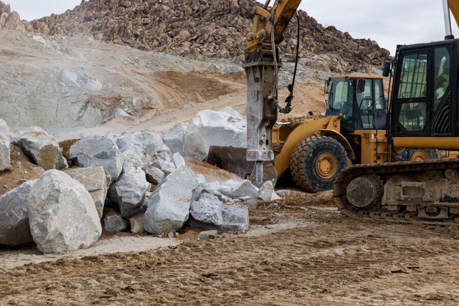About - Lynx Cat Mountain Quarry | Rock Quarry in Southern California